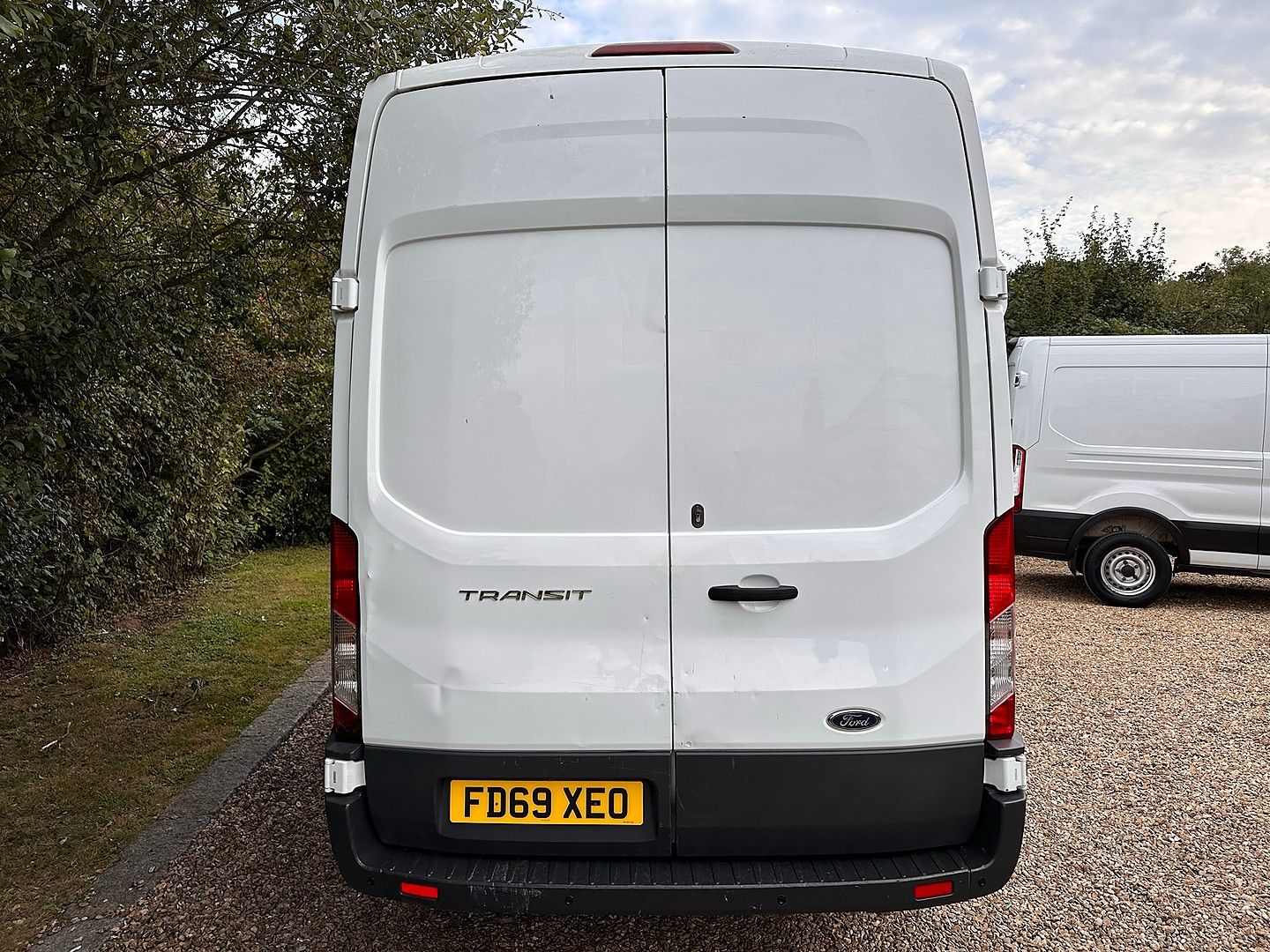 FORD Transit 2.0TDCI Leader 130PS 350 L3H3 (2020) | Berkshire Van Centre